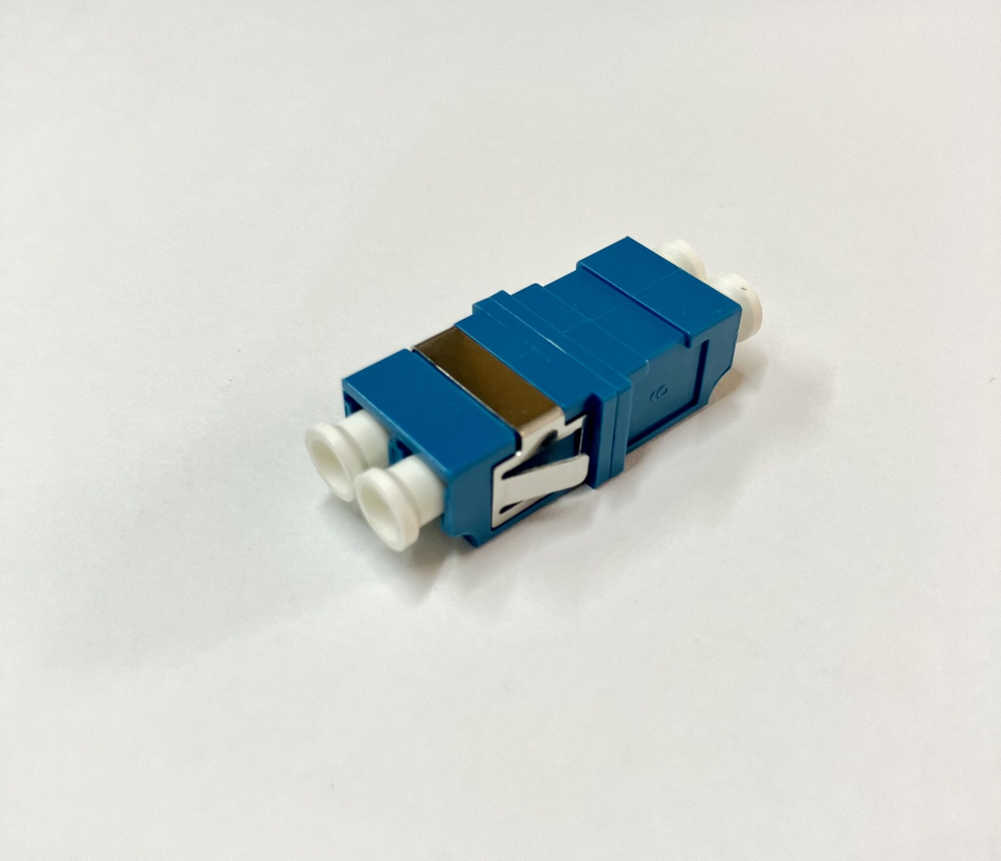 光JJアダプタ | 通信事業 | 光ファイバーケーブルとインテリア電源タップの製造・販売 -ファーゴ